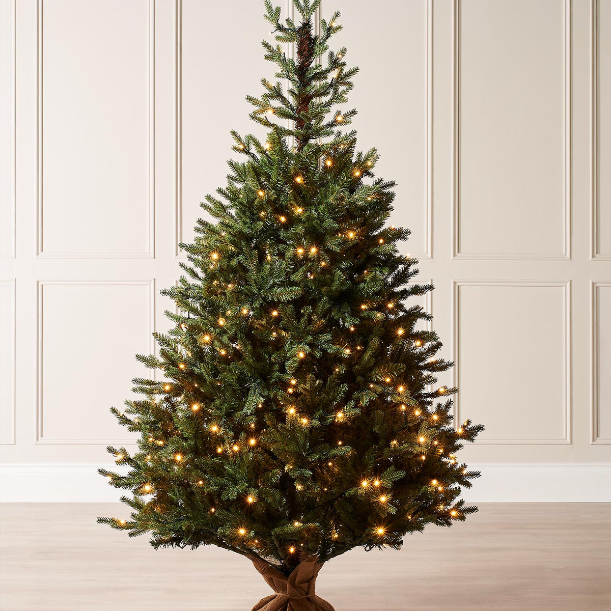 Pre-Lit Norway Spruce Potted Christmas Tree, 6 ft – We R Christmas