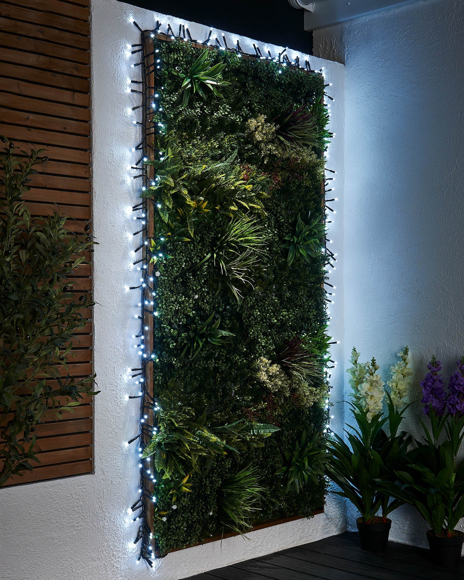 Pro Series Connectable Cluster Lights, White – We R Christmas